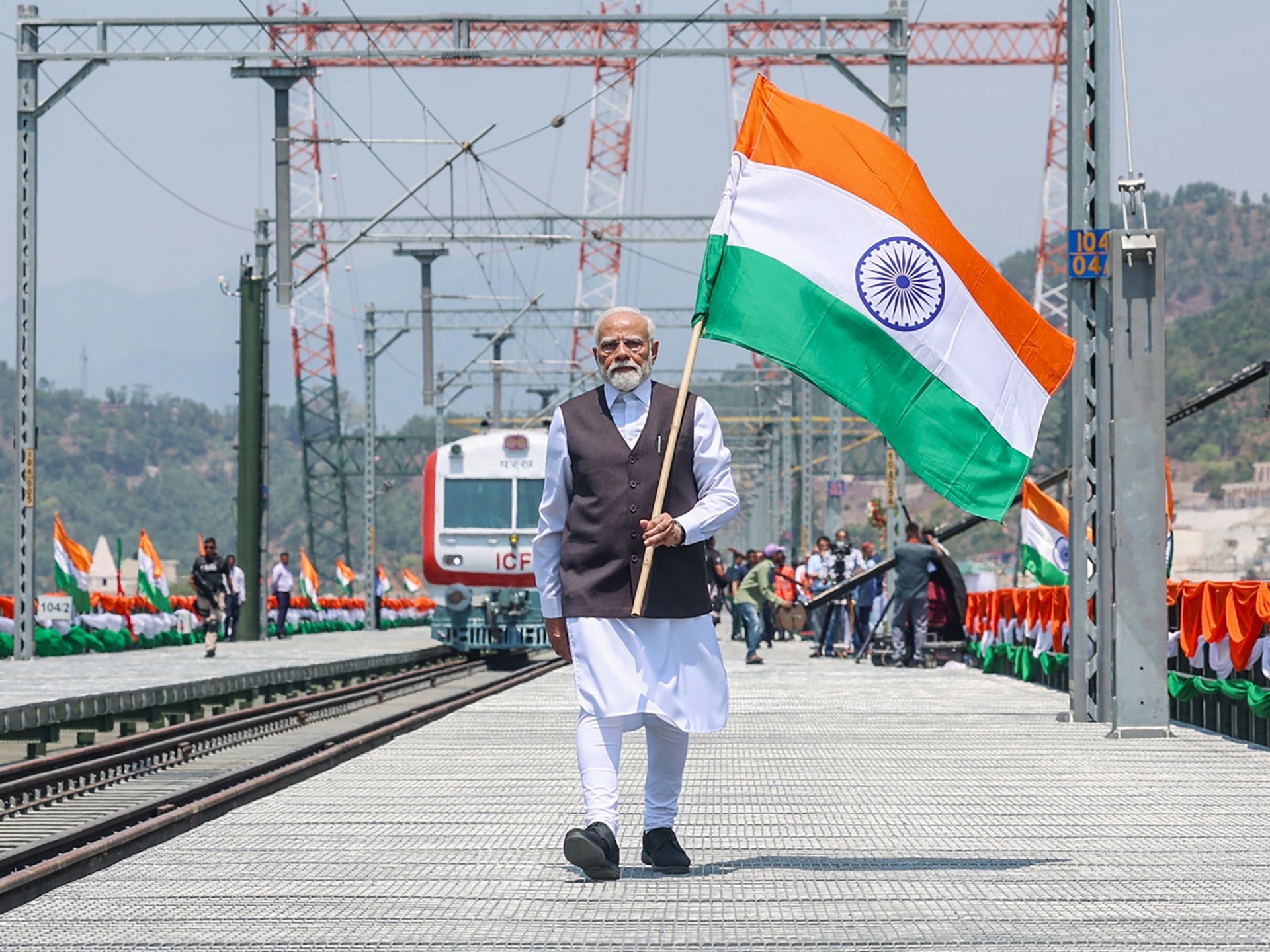 India's Digital Surveillance: A Threat to Democracy? - DZWatch